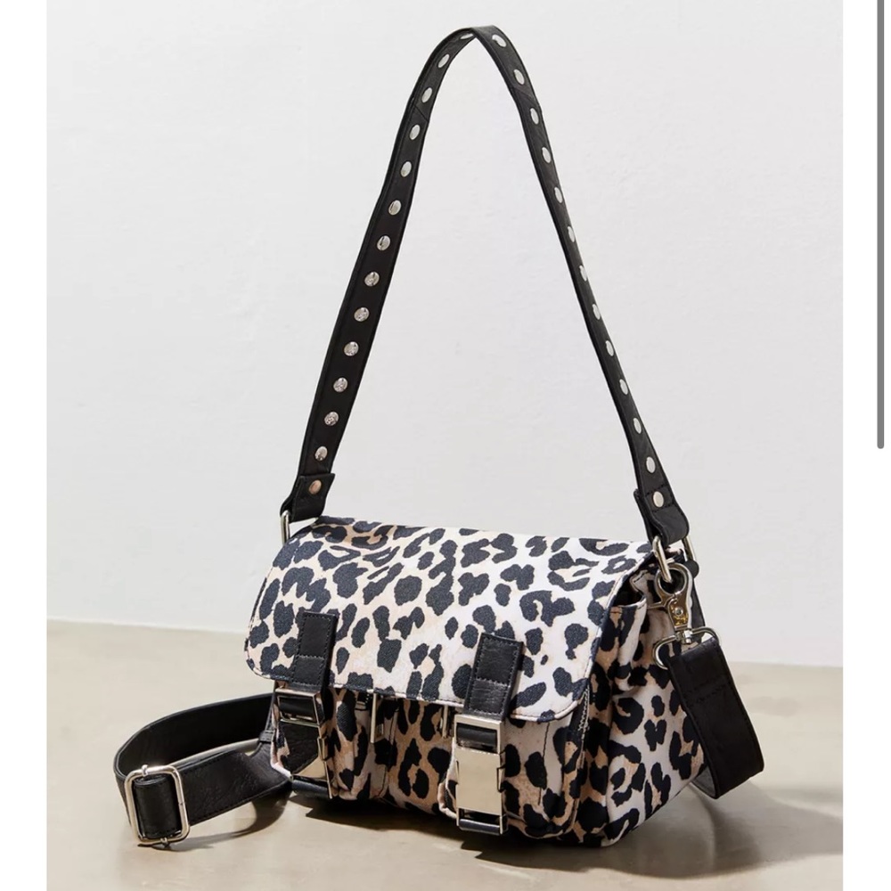 Nunoo Hilma Recycled Canvas Shoulder Bag - Gem